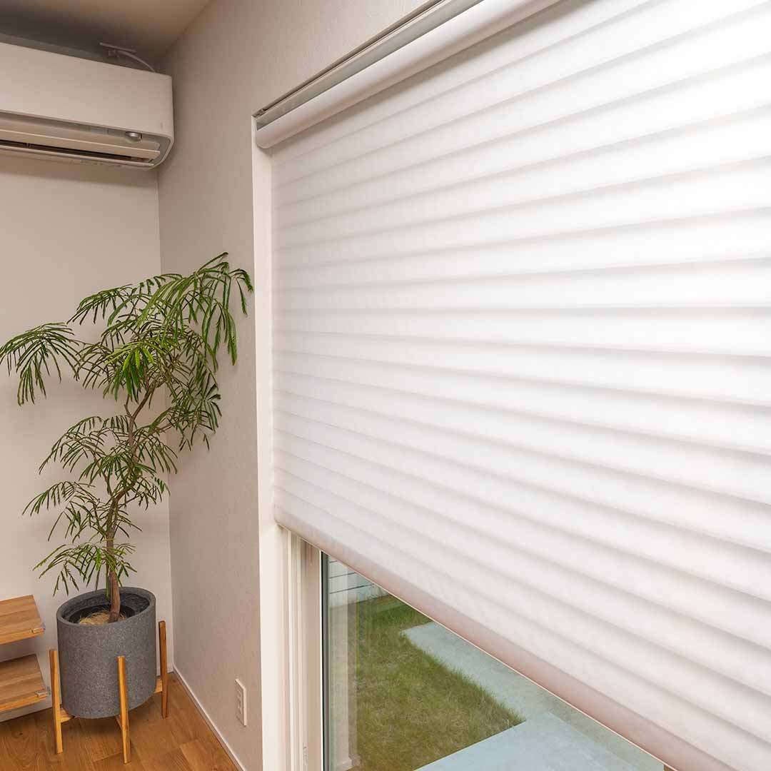 調光ロールスクリーンニチベイ社hanari(ハナリ)を使ってみた感想[Nichibei ha・na・ri] | UEDIARY